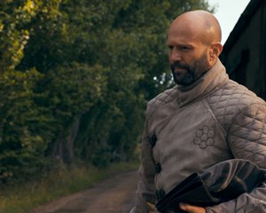 The Beekeeper | Showtimes & Tickets | The Light Cinema Redhill